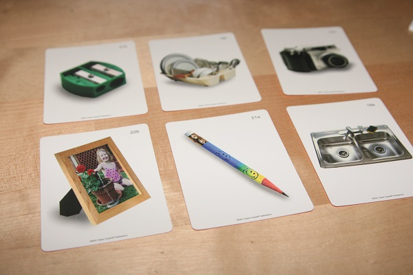 Que faire avec les cartes de vocabulaire? - Blog Hop'Toys