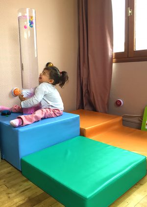 Habitat sensoriel : la chambre d'Emmie - Blog Hop'Toys