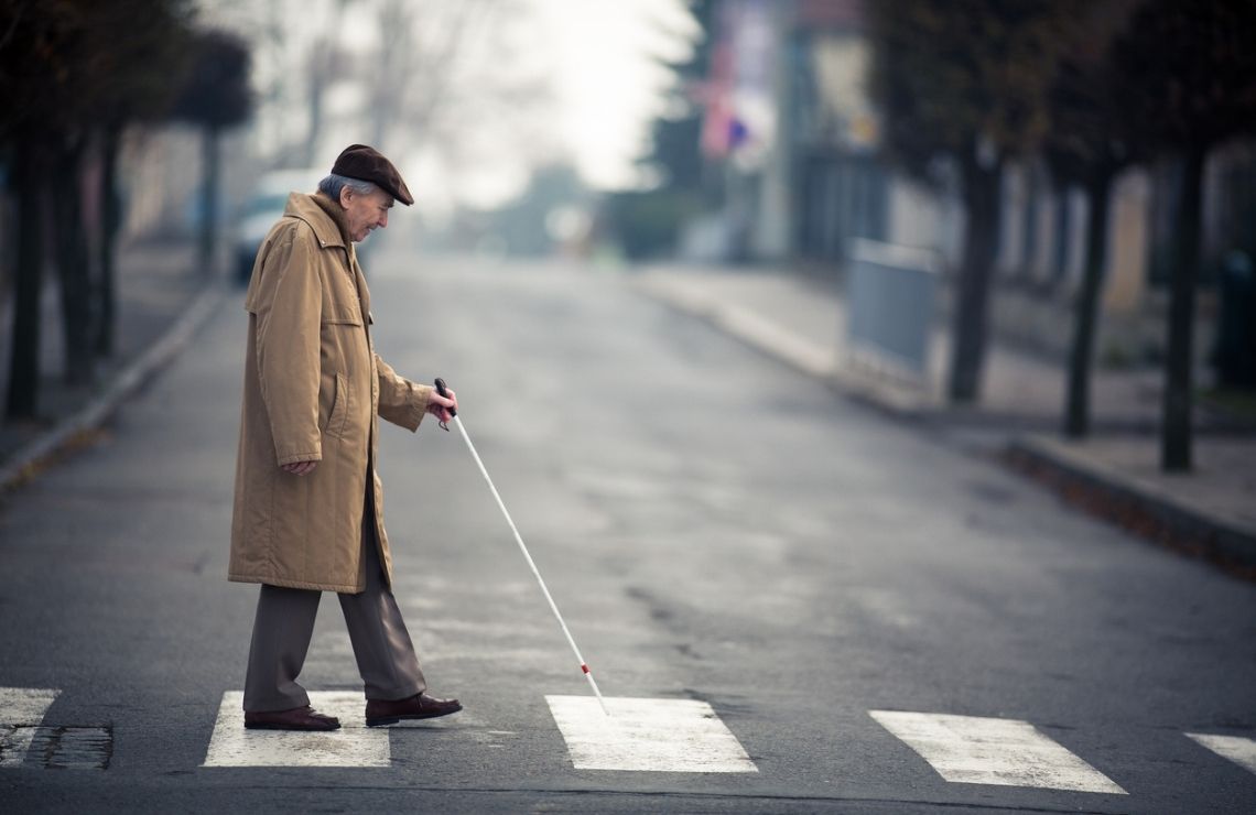 Alzheimer : Errance et déambulation - Blog Hop'Toys