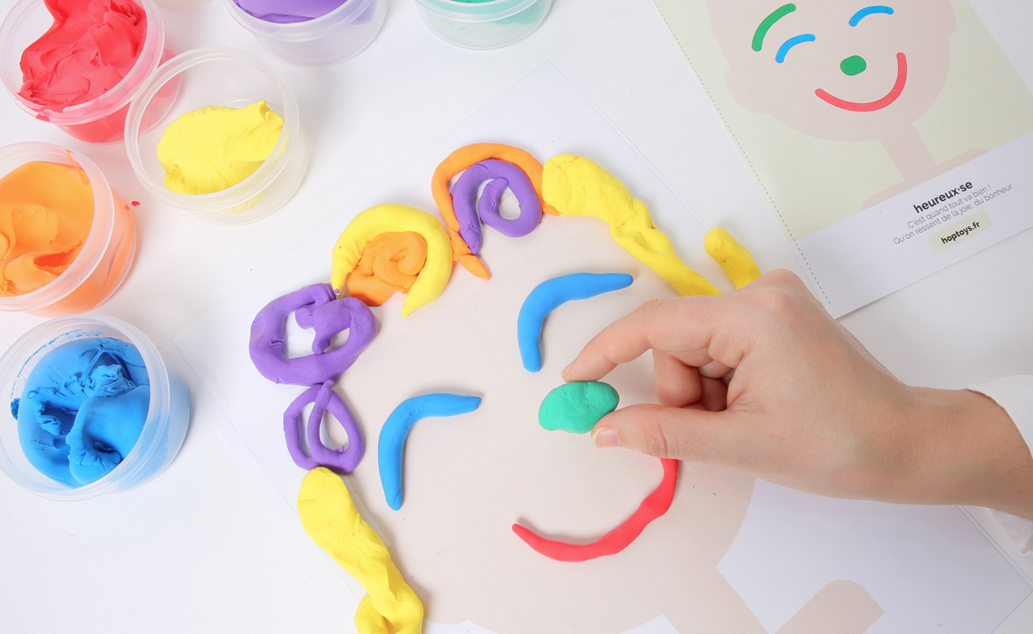 Activité : les émotions avec de la pâte à modeler - Blog Hop'Toys